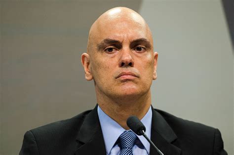 Moraes será indenizado por notícia sobre suposta relação PCC