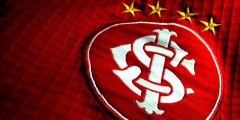 Chegada de volante e Inter encaminha contratação de 3 reforços