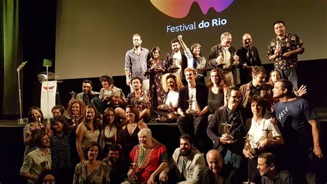 Incertezas no meio artístico deram um tom político ao Festival de