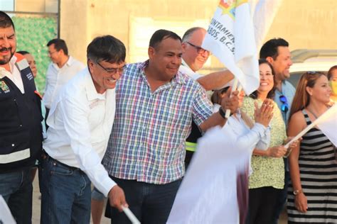 Con Banderazo El Alcalde Oscar Leggs Castro Inaugura Obras De