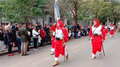 Viva la Independencia Se realizó el desfile cívico militar en Paraná