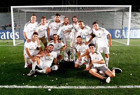 Las marcas de club de fútbol más valiosas del mundo Formación y