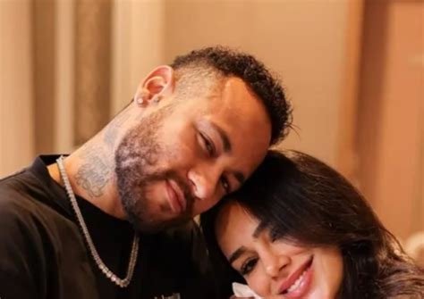 Neymar E Bruna Biancardi Postam Primeiras Fotos Da Filha