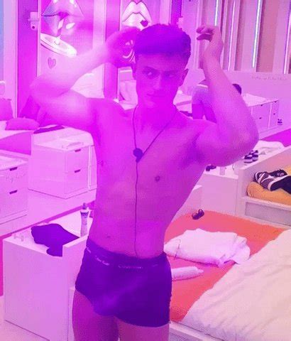 Casper S Naked Male Celebs On Twitter Luca Bish Liam Llewellyn