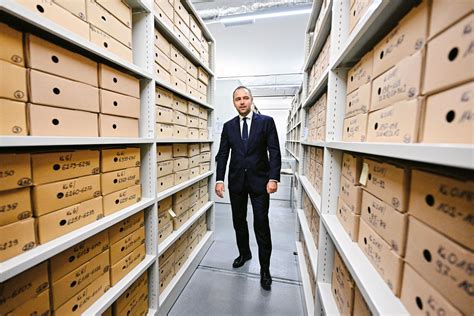 Szef IPN Karol Nawrocki na prezydenta Jest na krótkiej liście prezesa