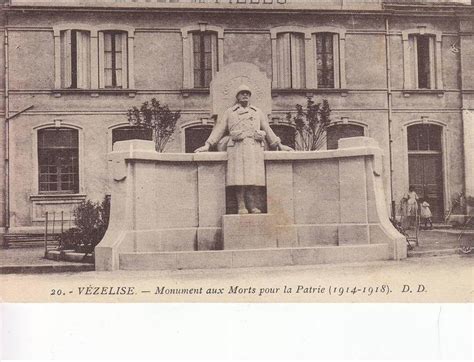 Monument Aux Morts Pour La Patrie