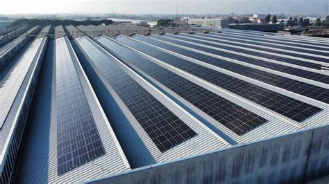 Impianto fotovoltaico industriale Che cos è e come funziona