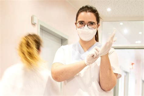 Berufsfachschule für Pflege in Passau Für mich Für Dich Für
