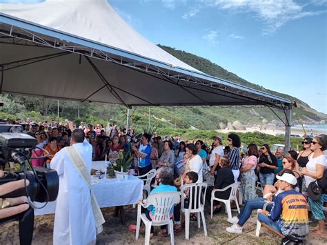 FOTOS Celebrações marcam abertura oficial da temporada de pesca da