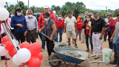 Colocación de primera piedra para el puente Lester Dionicio en Nueva