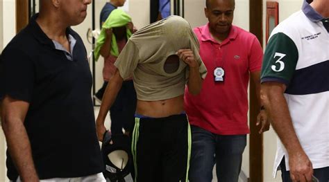 Adolescente suspeito de participar de estupro de menina se apresenta à