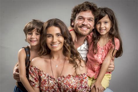 Foto Manu Luisa Arraes tem poucas lembranças a mãe Luzia