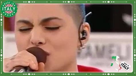 Amici Che Fine Ha Fatto La Cantante Giordana Angi La Notizia Vi