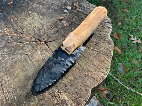 Flint Chert Stone Knife Blade On A Wooden Oak Handle Etsy