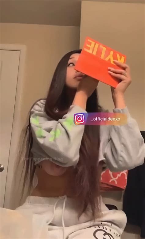 Deexoxo Nip Slip Nude Video