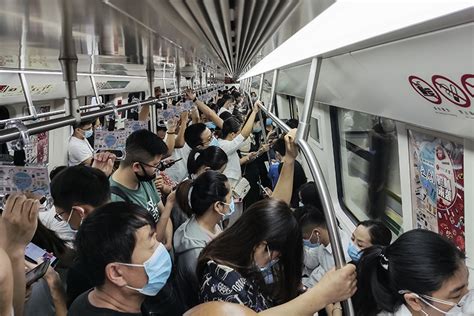 Gallery Zhengzhou Metro Back On Track Caixin Global