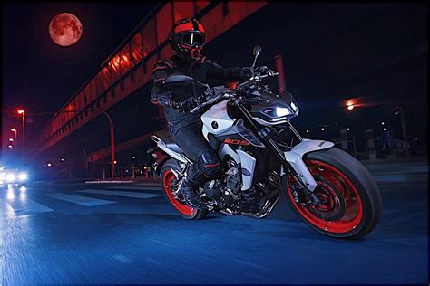 Yamaha Mt Naked Bikes Show A New Hue Of The Dark Side Of Japan