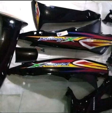 Jual Cove Body Belakang Dan Sayap Depan Luar Dalam Karisma X 125 Hitam