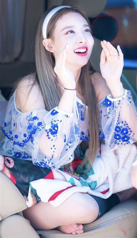 TWICE 足裏足指の生足画像 エロ画像エロ寺 抜けるお宝画像まとめサイト