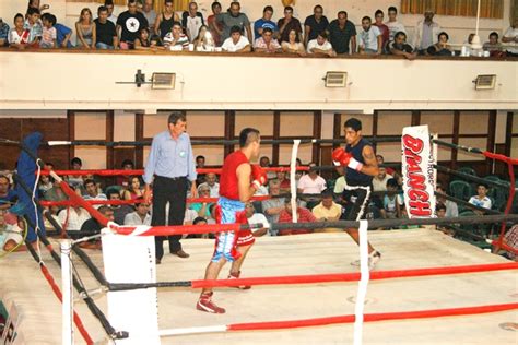 Esta Noche Es El Festival De Boxeo Diario El 9 De Julio