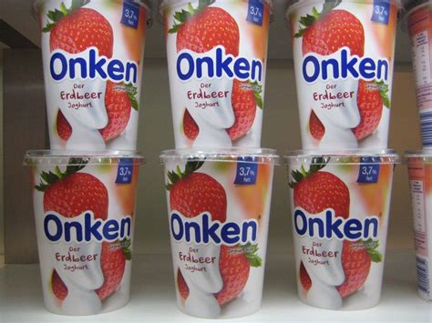 EMMI Onken Strawberry Creamy Yogurt