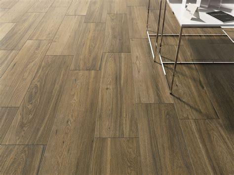 Revestimiento de pared suelo de gres porcelánico imitación madera DECK