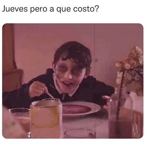 Vas Caminando Por La Calle Y De Repente Este Hombre Nalguea A Tu Novia