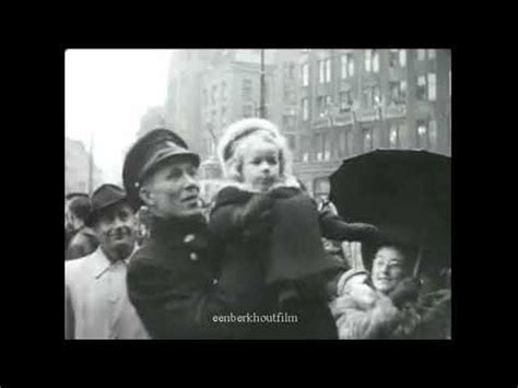Sinterklaas Intocht Amsterdam En Pakjes Avond 1949 YouTube