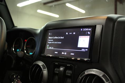 Jeep Wrangler Stereo Upgrade Car Stereo Reviews News Tuning