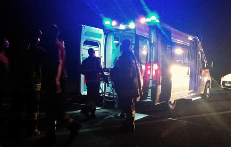 Incidente A Comacchio Oggi Donna Travolta Da Un Auto
