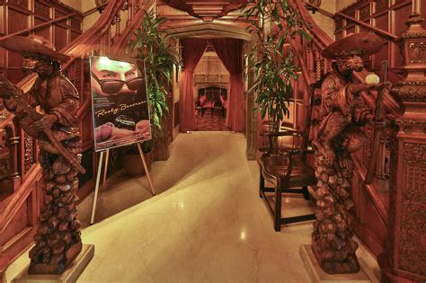 A Look Inside The Playboy Mansion