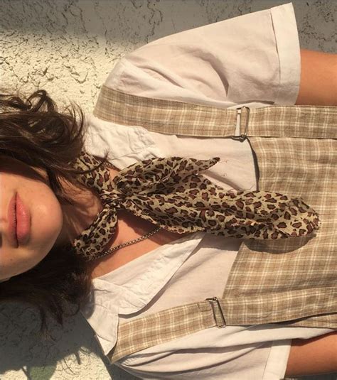 Pin By Anna Foulke On Fashion Fashion Fashion Beauty Neutral Fashion
