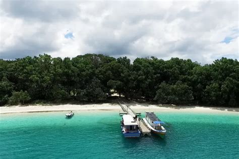 Menengok Keindahan Pulau Peucang Surga Kecil Di Taman Nasional Ujung