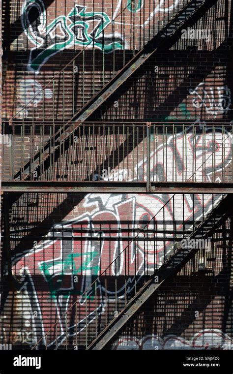 Fire Escape Graffiti Hi Res Stock Photography And Images Alamy
