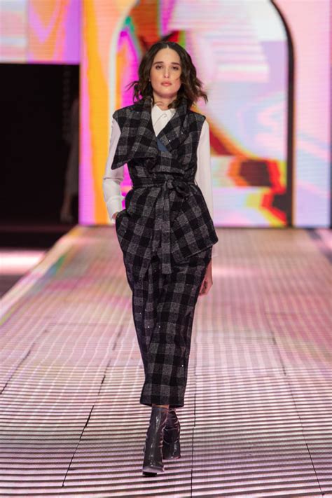 Gaiofatto A MENO Fall Winter 2022 23 Mery Scaglioni