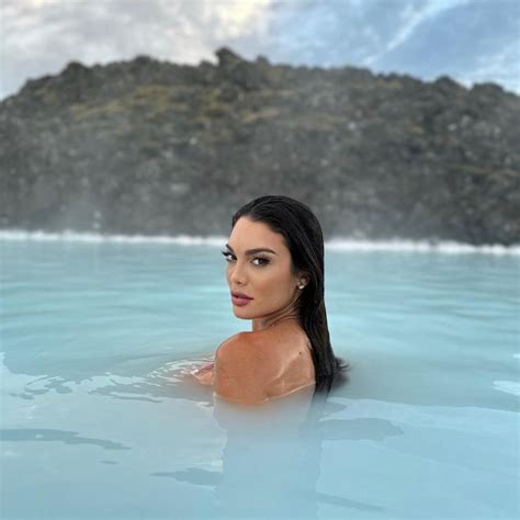 Topless y muy sensual así posó Zuleyka Rivera MDZ Online