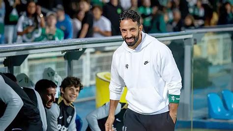 Sporting confirma que Manchester United paga cláusula de Rúben Amorim