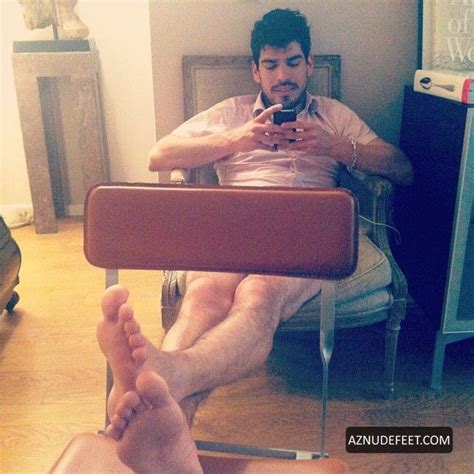 RAÚL CASTILLO Feet AZNudeFeet Men
