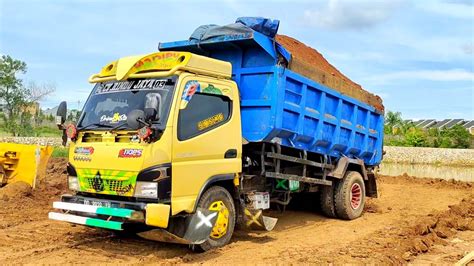 Mobil Truk Mitsubishi Fuso Canter Jomplang Muatan Tanah Timbunan Full