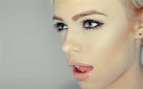 Free Download Hd Wallpaper Blonde Eyes Face Licking Lips Open Mouth Wallpaper Flare
