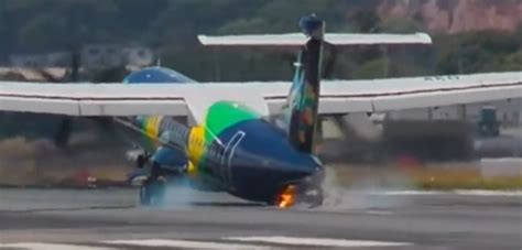 Avião bate cauda na pista do Aeroporto do Recife durante pouso vídeo