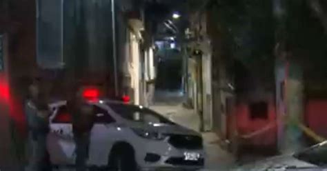 Homem Mata Esposa A Facadas E Ateia Fogo Na Casa A Filha Dela Dentro