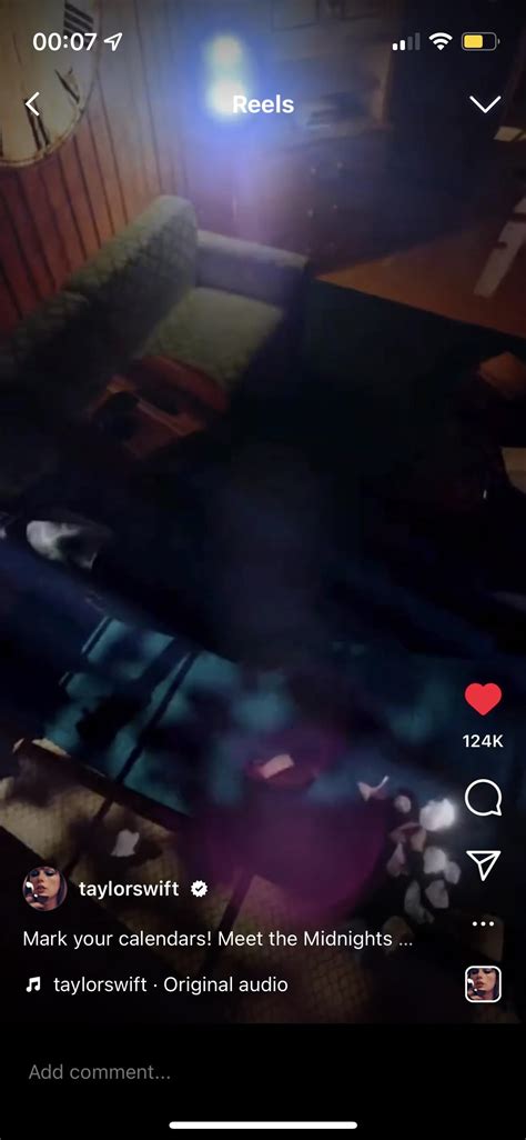 Green Velvet Couch Bisexual Easter Egg R GaylorSwift