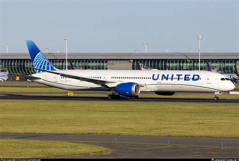 N12010 United Airlines Boeing 787 10 Dreamliner Photo By Kris Van