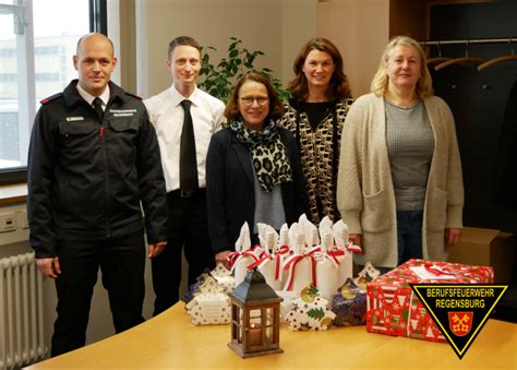Stadt Regensburg Chronik Weihnachtsbesuch In Der Integrierten