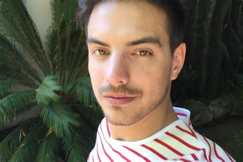 Vadhir Derbez sale con la rubia más sexy de Instagram Laura G