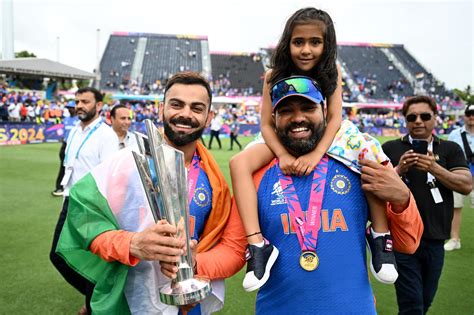 Virat Kohli Reveals Conversation With Rohit Sharma Before Iconic Photo