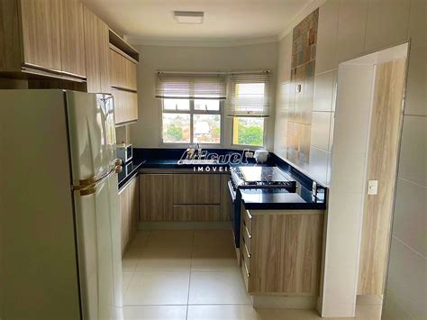 Apartamento à Venda Condomínio Edifício Jipóia 2 Quartos 1 Vaga