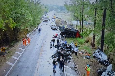 Tragédia na BR 414 acidente envolvendo dezoito veículos deixa quatro