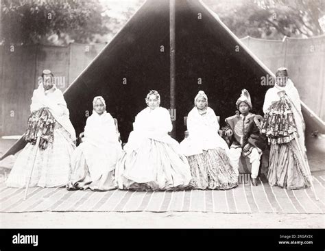 Vintage 19th Century Photograph Group Of Indian Nobility In Fine